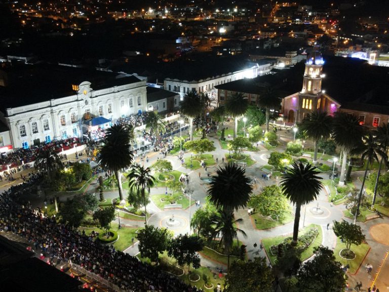 Dos mil bailarines en escena en el Yamor | Diario El Norte